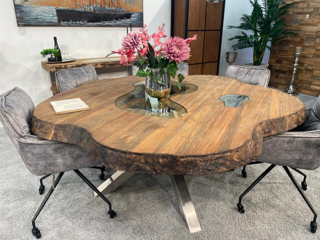 Massivholz-Esstisch aus recyceltem Holz "Natural Eternia" :: Tischonkel