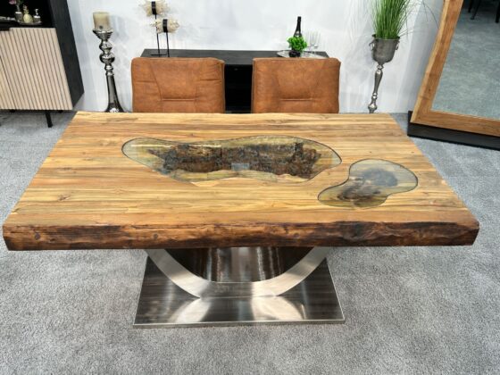 Massive dining table DEEP ISLAND | For 6 people made of reclaimed wood